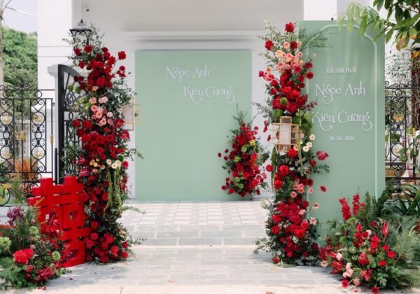 40+ Mẫu cổng đám cưới, cổng hoa cưới đẹp 2025| 5 bước tự decor