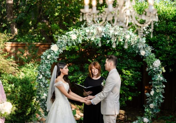 Lễ vow là gì? Ý nghĩa, kịch bản, lời thề nguyện lễ vows