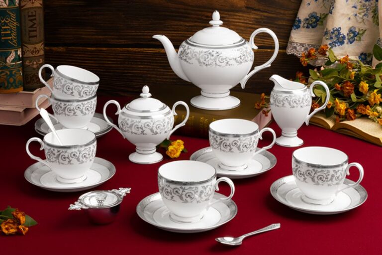 Quà tân gia nên tặng gì? 15 gợi ý quà ý nghĩa & sang trọng
