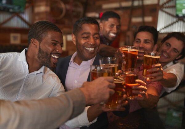 Bachelor Party là gì? Các hoạt động tiệc độc thân của chú rể